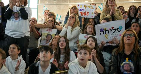 Alla Sex Gisslan Fria Nu Väntar Skör Vapenvila