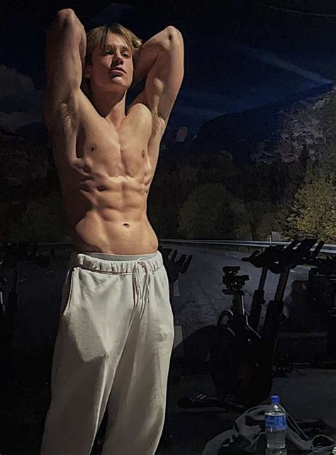 Oliver Muhl Blonde Guys Men With Blonde Hair Hot Men Bodies