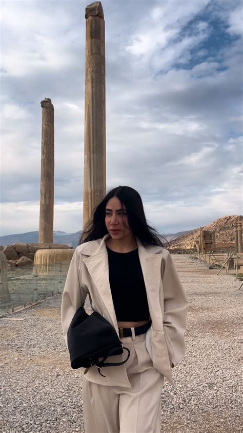 آنلاین شاپ استایل تولیدی •‎ ‎کت شلوار استخونی🥥 کت جنس کرپ فری سایز تا سایز۴۶ دور سینه ۱۴۰