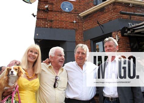 Carol Clevelandbarry Cryer Michael Palin And Terry Jones At The