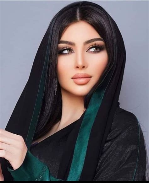 يميل المرء تلقائيًا لمن يَفهمه ويتفهمه، ويستثنيه دائمًا” Natural Hair Updo Wedding Arab