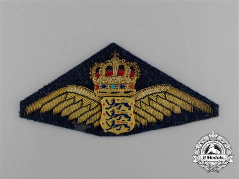 A Royal Danish Air Force Pilot Badge Emedals