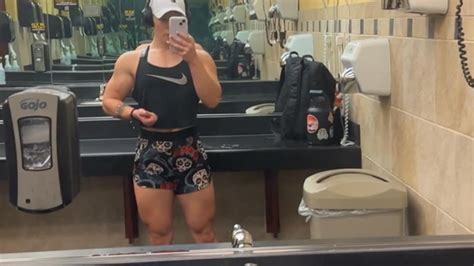 Buffblondies Profile At Herbicepscam