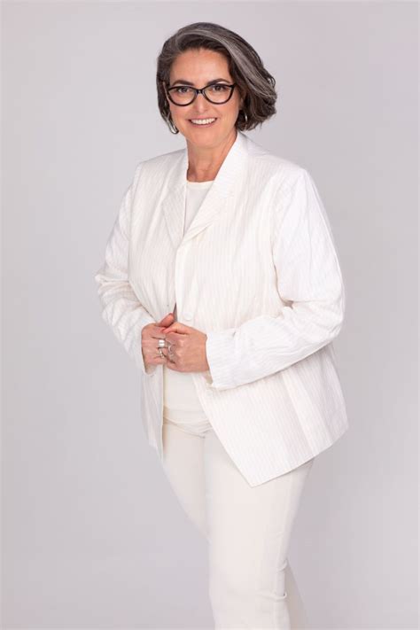 יוצאת לדרך זוהר גוילי מכריזה על מועמדותה לראשות מועצת גדרה גדרה נט