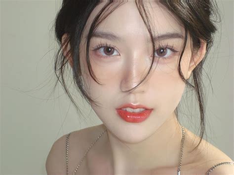 Sona大小姐 Sonaaa A • Instagram Photos And Videos