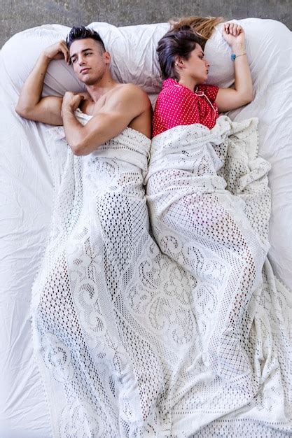 Threesome Bed Naked Images Free Download On Freepik