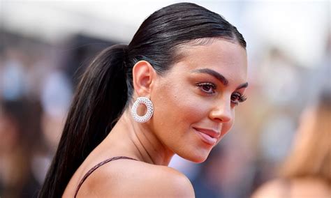 What Plastic Surgery Has Georgina Rodríguez Had Plastic Surgery Feed