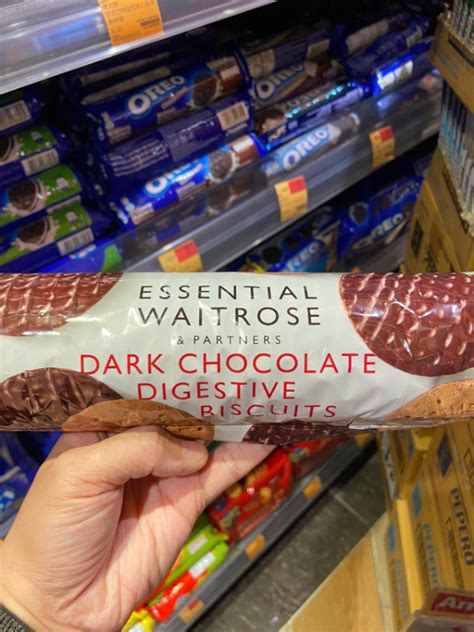 Essential Waitrose Dark Chocolate Digestive Biscuit 1source