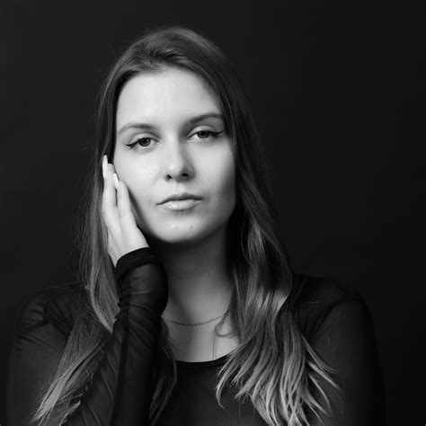 Nata Nata Meow Model • Instagram Photos And Videos