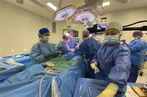 Cuadrantectomía Con Pexia Bilateral Todos Los Detalles Hospital De