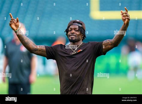 Cleveland Browns Wide Receiver Marquise Goodwin 19 Reacts Prior To