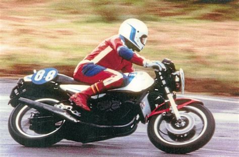 Yamaha Rd250lc Swansong Of The 250cc Learner Motorcycle Classic Bike Hub