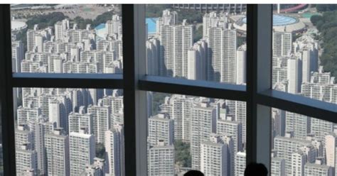 주택담보대출 금리 연 8 넘어설 듯한은 총재 부동산 추가 하락 고통 클 것