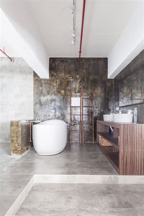 Lim Lu Transforms Hong Kong Warehouse Into Home For Two Artists