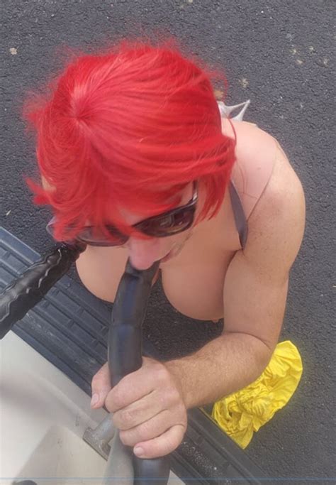 Deedeeslut White Skirt Yellow Top T Back Bra 20 Pics Xhamster