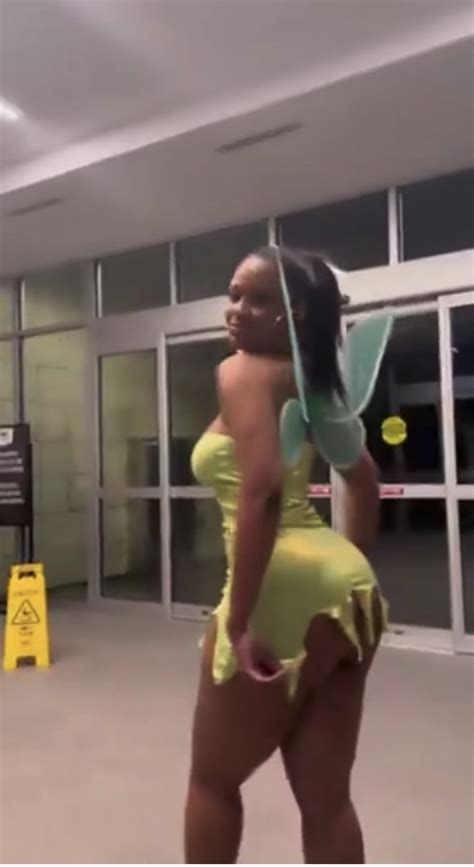 Halloween Costume At A Store Clapping That Ass Erome