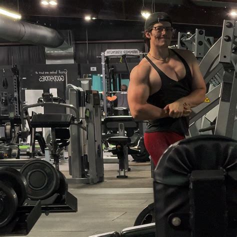 Caleb Avery Calebaavery • Instagram Photos And Videos