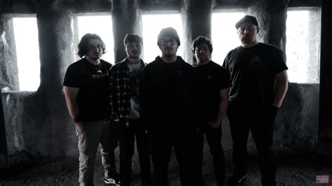 Devitalized Preshow Rituals