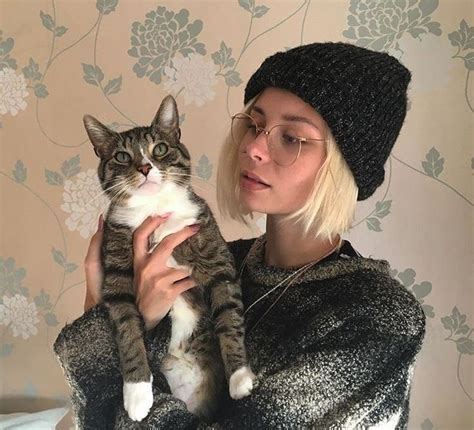 Попадание в командуЗАКОНЧЕН🌼💞 Девушка кошка Фотографии подростков