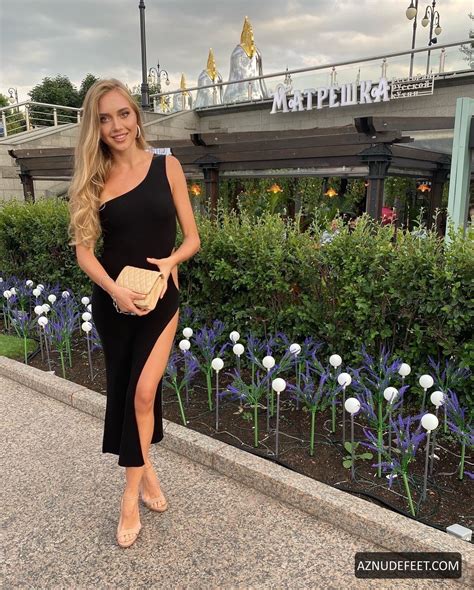 Elena Radionova Feet Aznudefeet