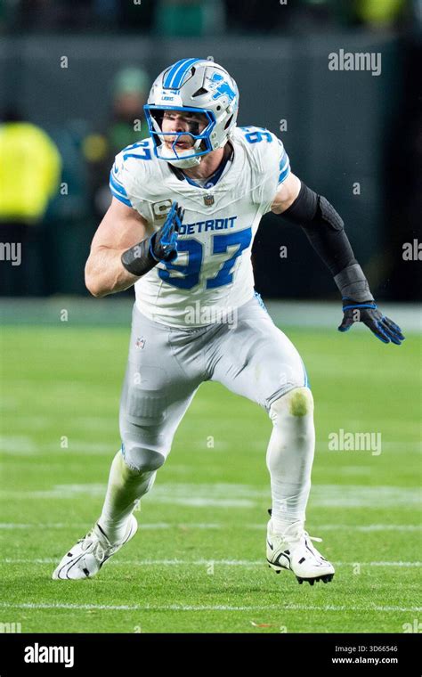 Detroit Lions Defensive Edge Aidan Hutchinson In Action During An Nfl