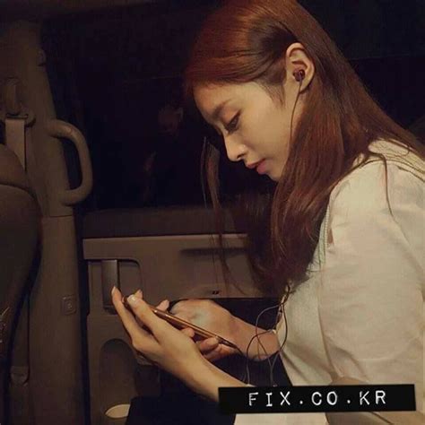 Ngoài Yoona Suzy Kbiz Còn Có Một Nữ Thần Cam Thường đẹp Bất Chấp