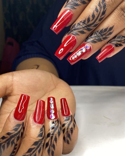 55 Classy Acrylic Nail Designs And Ideas For 2026 Fabbon