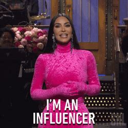 Kim Kardashian Snl Influencer 