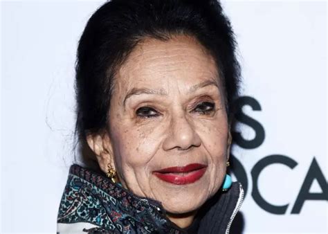 Jacqueline Avant ¿quién Es Y Porqué La Nombran En La Reina Charlotte