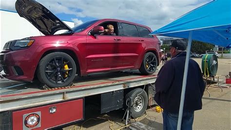 Modified Trackhawk Pulls Over 900hp On The Dyno Youtube