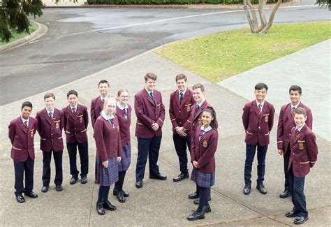 Volume Six Friday 30th April 2021 Oakhill College
