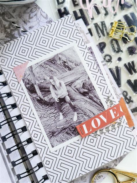 Three Reasons To Create A Grateful Mini Album Mini Albums Mini Pattern Paper