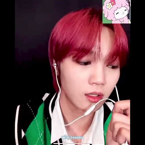 키리🍒 On Twitter 221001 영통팬싸 💚 은호 가 셀카남찍사 셀렉하는 기준📝 이 옷은 찍어야한다 싶을 때 찍는다구 합니다 근데 그냥얼굴이 매일매일