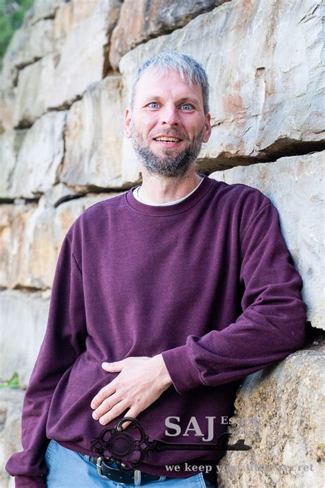 Lars Hamburg Bietet Tantra Massagen An Saj Escort Service Für Frauen