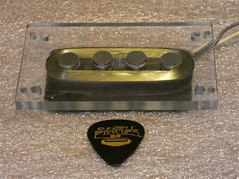 Bass Pickup With 9mm Diameter Alnico 5 Rods And Green Wire By Sentell
