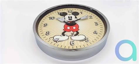 Test Echo Wall Clock Mickey Mouse Edition Lhorloge Damazon Au Club Mickey Les Alexiens