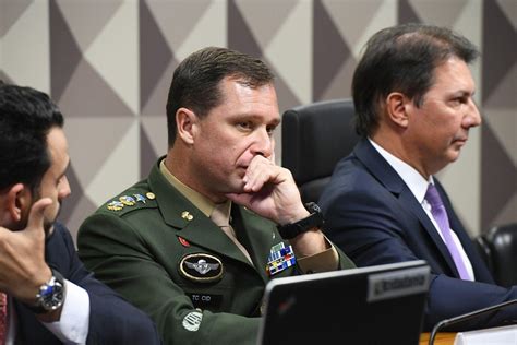 Mauro Cid Negociou Joias Nos Eua Pf Vai Requisitar Documentos A Autoridades Americanas R Brasil