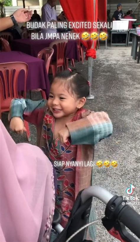 Budak Jumpa Nenek Terus Nyanyi Lagu ‘nenek Si Bongkok Tiga Ini Buat