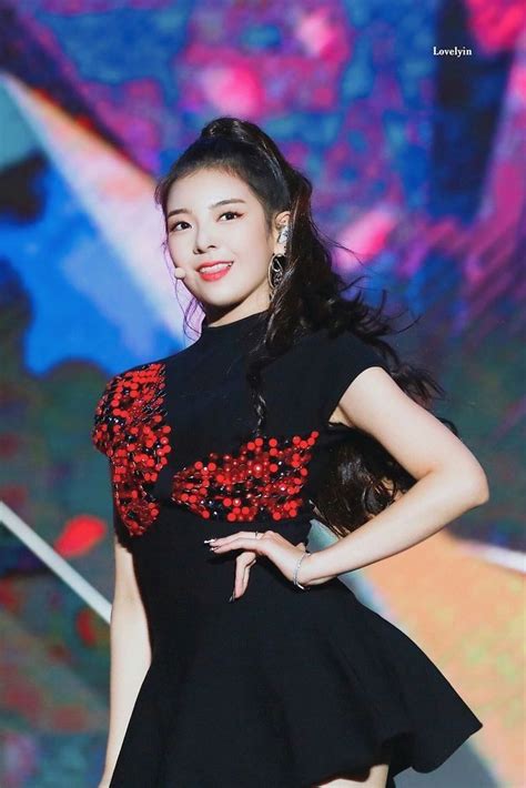Itzy Lia Stage Outfits Lia Itzy