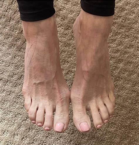 Count My Veins R Veiny Feet Are Sexy