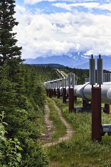 Trans Alaska Pipeline In Alaska Editorial Photography Image Of Scenery Richardson 413941117