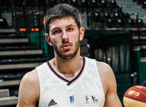 Rafail Lanaras Ex Asvel Arrive à Rueil Bebasket