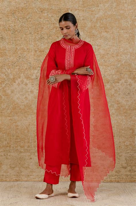 Kurta Sets Page 4 Devnaagri Kurta Sets Page 4 Devnaagri