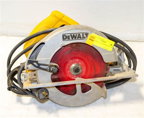 Dewalt 7 14 Corded Skill Saw