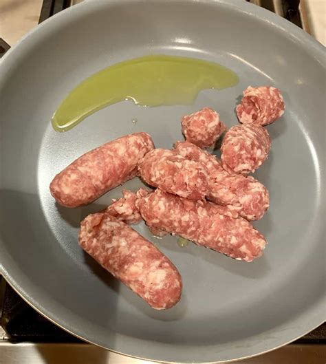 Italian Sausage Rapini Bread Bake Travel Food Cool