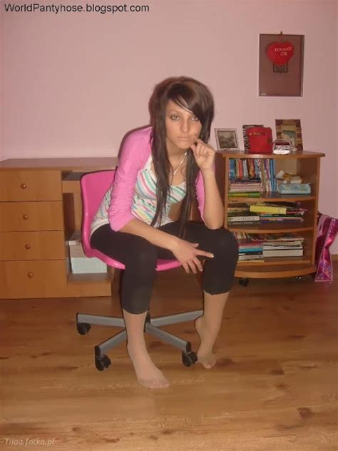 Girls In Pantyhose