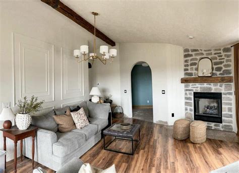 Emphasizing Rustic Elements With Wood Soul And Lane