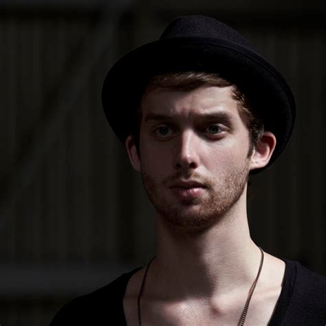 Listen Jaymes Young Shares New Song Come Back For Me