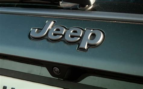 Jeep Compass Images Compass Exterior Road Test And Interior Photo