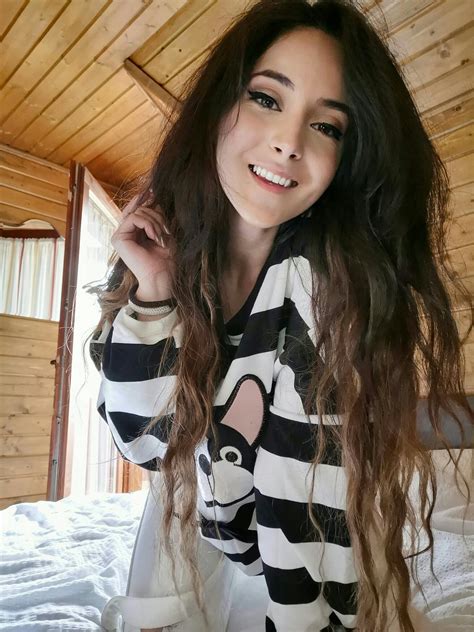 Hi Everyone R Selfie